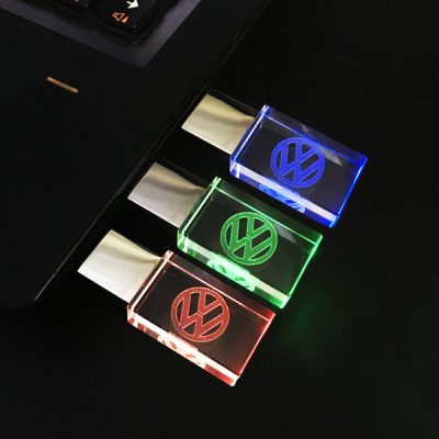 Usb Pha Lê Khắc Logo 3D - Quà Tặng Sự Kiện Usb pha lê - UPL 001